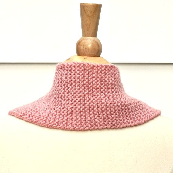 Knit Scarf - Keyhole Scarf Scarflette Pink Winter on Luulla